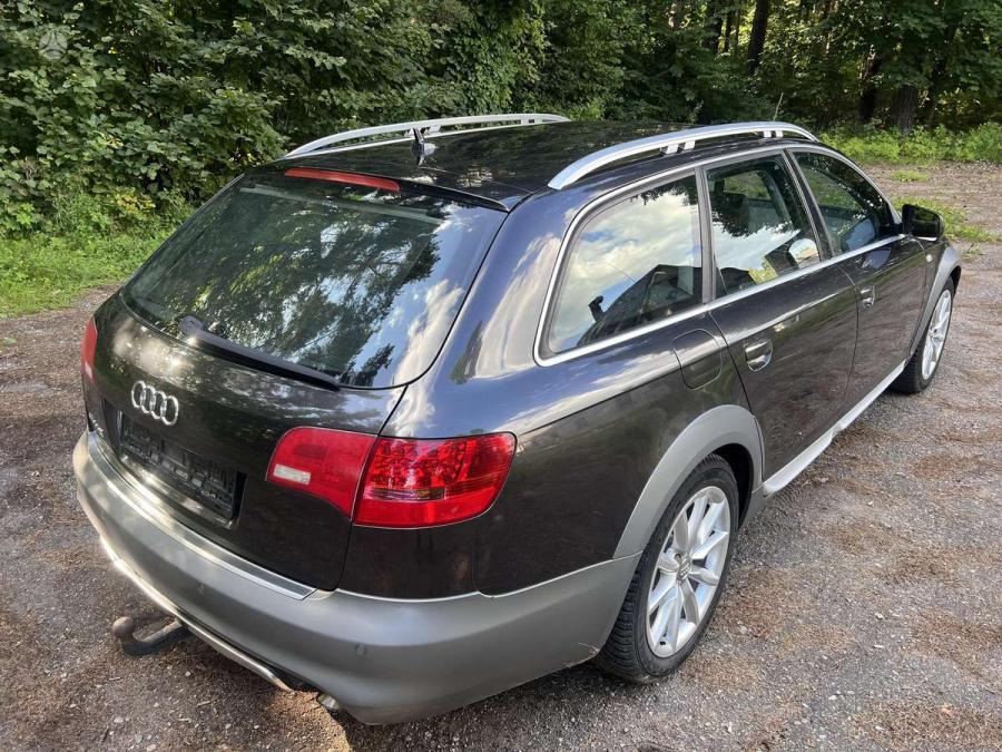 Grey Audi A6 Allroad 2007 in Utena, with an engine capacity of 2.97 L and mileage of 260 thousand km for 4300 €, photo 12 on AUTOMOTO.COM.LV