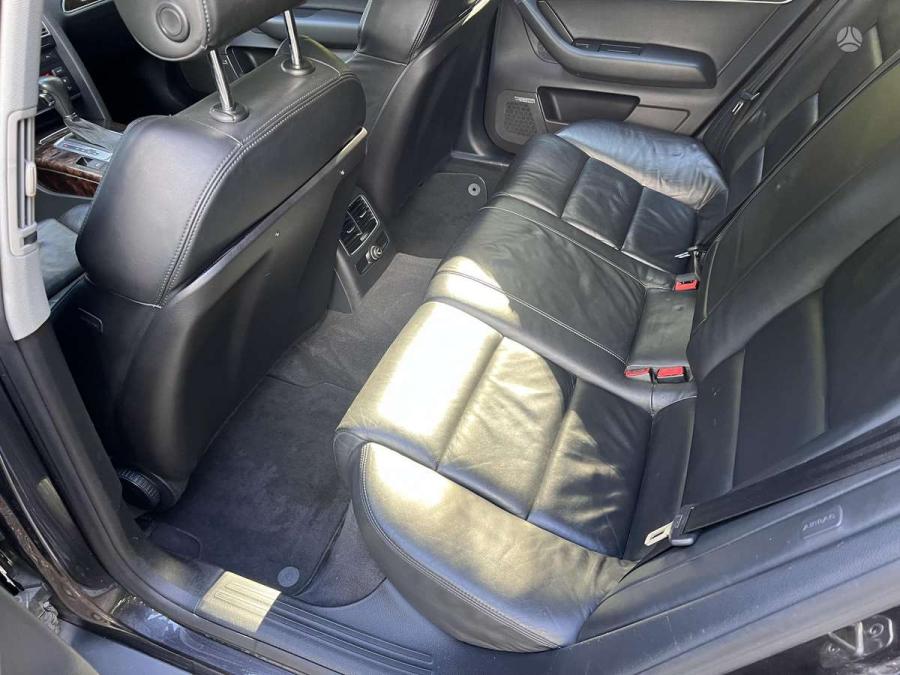 Grey Audi A6 Allroad 2007 in Utena, with an engine capacity of 2.97 L and mileage of 260 thousand km for 4300 €, photo 19 on AUTOMOTO.COM.LV