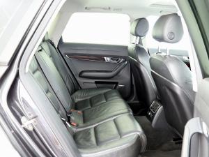 Pelēks Audi A6 Allroad 2007 Tallina, ar dzinēja tilpumu 3.00 L un nobraukumu 369 tūkst. km par 2299 €, foto 15 vietnē AUTOMOTO.COM.LV