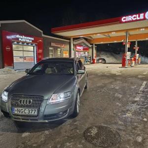 Pelēks Audi A6 Allroad 2007 Kėdainiai, ar dzinēja tilpumu 2.70 L un nobraukumu 381 tūkst. km par 5500 €, foto 18 vietnē AUTOMOTO.COM.LV