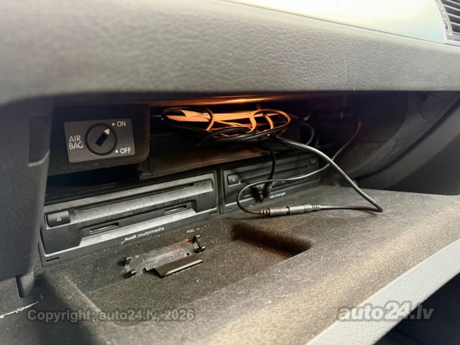 Pelēks Audi A6 Allroad 2009 Tallina, ar dzinēja tilpumu 3.00 L un nobraukumu 0 tūkst. km par 5299 €, foto 21 vietnē AUTOMOTO.COM.LV