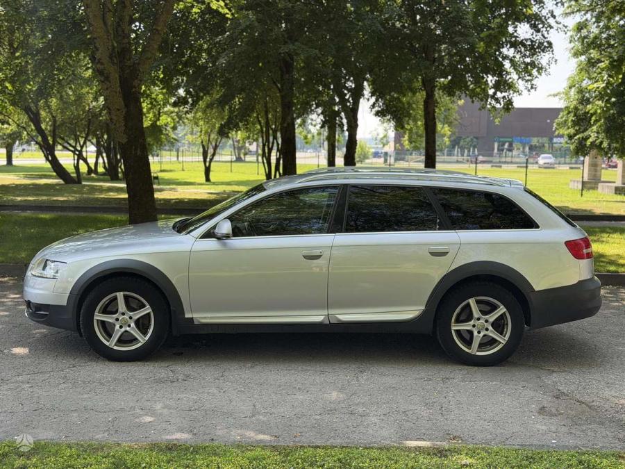 Pelēks Audi A6 Allroad 2009 Klaipėda, ar dzinēja tilpumu 2.97 L un nobraukumu 319 tūkst. km par 2550 €, foto 3 vietnē AUTOMOTO.COM.LV