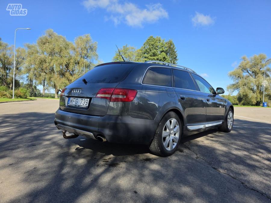 Pelēks Audi A6 Allroad 2009 Zarasai, ar dzinēja tilpumu 3.00 L un nobraukumu 385 tūkst. km par 4500 €, foto 9 vietnē AUTOMOTO.COM.LV