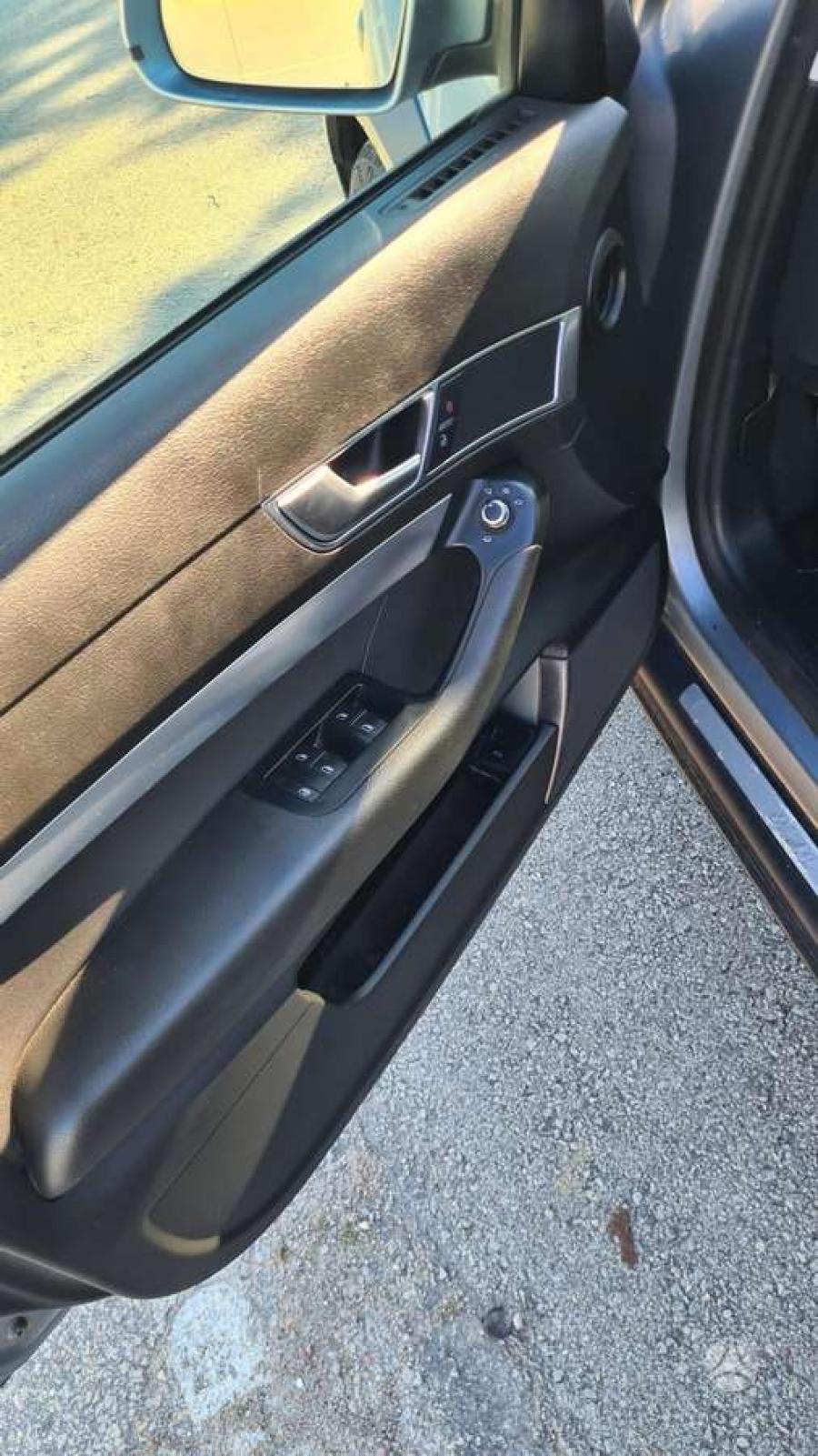 Pelēks Audi A6 Allroad 2010 Šauļi, ar dzinēja tilpumu 2.70 L un nobraukumu 323 tūkst. km par 5300 €, foto 14 vietnē AUTOMOTO.COM.LV