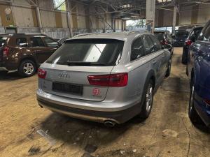 Pelēks Audi A6 Allroad 2013 Marijampole, ar dzinēja tilpumu 2.97 L un nobraukumu 296 tūkst. km par 7600 €, foto 6 vietnē AUTOMOTO.COM.LV