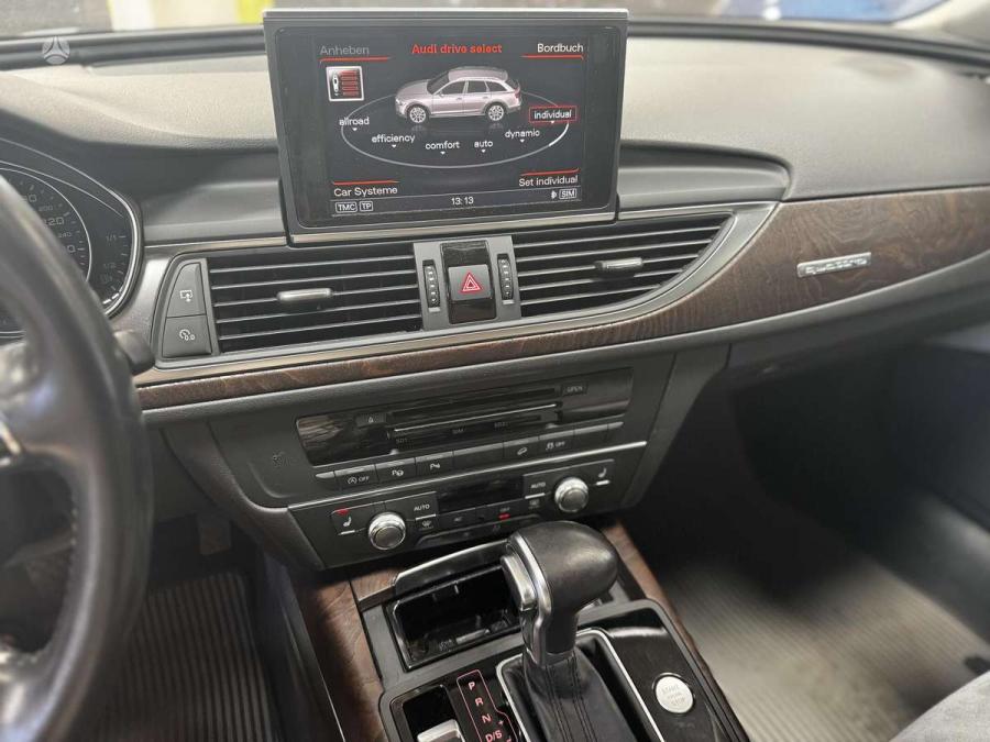 Pelēks Audi A6 Allroad 2013 Marijampole, ar dzinēja tilpumu 2.97 L un nobraukumu 296 tūkst. km par 7600 €, foto 9 vietnē AUTOMOTO.COM.LV