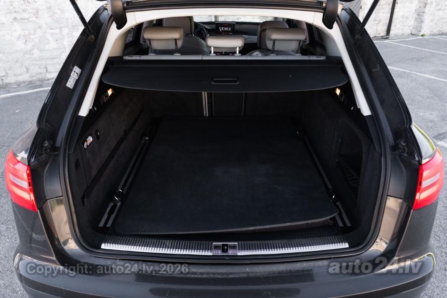 Pelēks Audi A6 Allroad 2013 Tallina, ar dzinēja tilpumu 3.00 L un nobraukumu 0 tūkst. km par 7699 €, foto 3 vietnē AUTOMOTO.COM.LV
