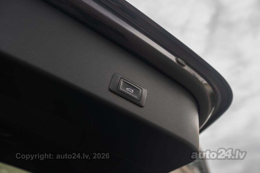 Pelēks Audi A6 Allroad 2013 Tallina, ar dzinēja tilpumu 3.00 L un nobraukumu 228 tūkst. km par 11999 €, foto 11 vietnē AUTOMOTO.COM.LV