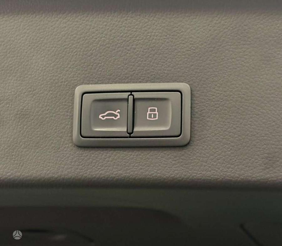 Grey Audi A6 Allroad 2015 in Marijampole, with an engine capacity of 2.97 L and mileage of 264 thousand km for 12950 €, photo 19 on AUTOMOTO.COM.LV