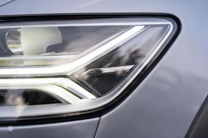 Pelēks Audi A6 Allroad 2015 Marijampole, ar dzinēja tilpumu 2.97 L un nobraukumu 217 tūkst. km par 17350 €, foto 20 vietnē AUTOMOTO.COM.LV