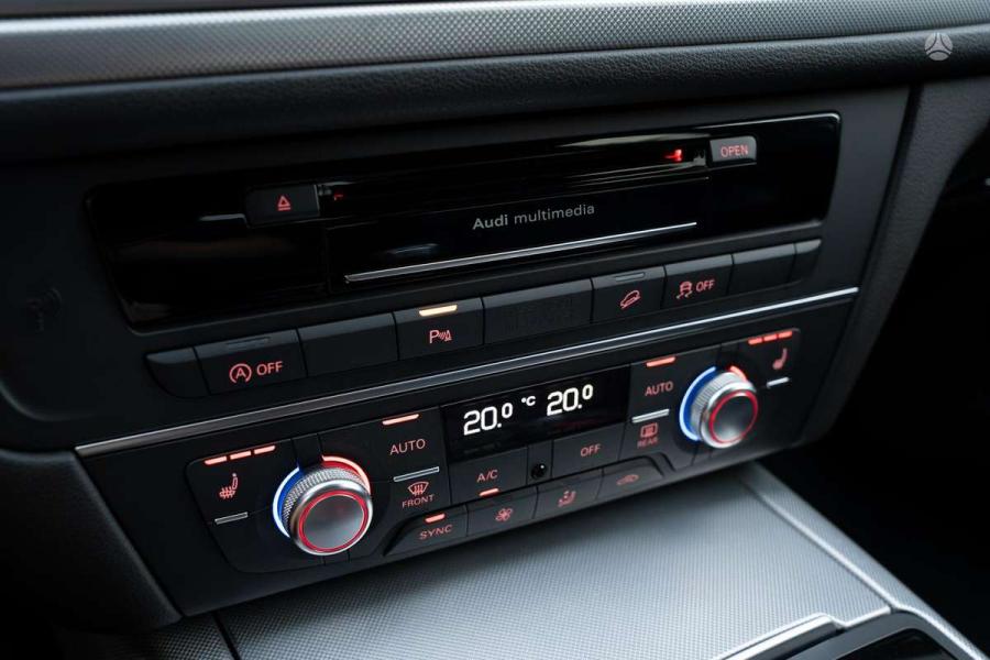 Pelēks Audi A6 Allroad 2015 Marijampole, ar dzinēja tilpumu 2.97 L un nobraukumu 217 tūkst. km par 17350 €, foto 34 vietnē AUTOMOTO.COM.LV