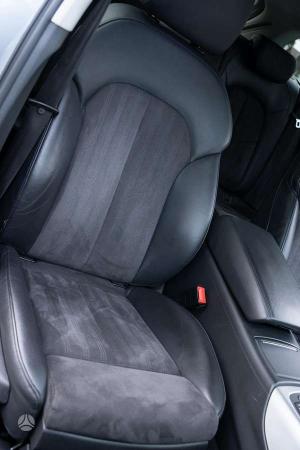 Pelēks Audi A6 Allroad 2015 Marijampole, ar dzinēja tilpumu 2.97 L un nobraukumu 217 tūkst. km par 17350 €, foto 39 vietnē AUTOMOTO.COM.LV