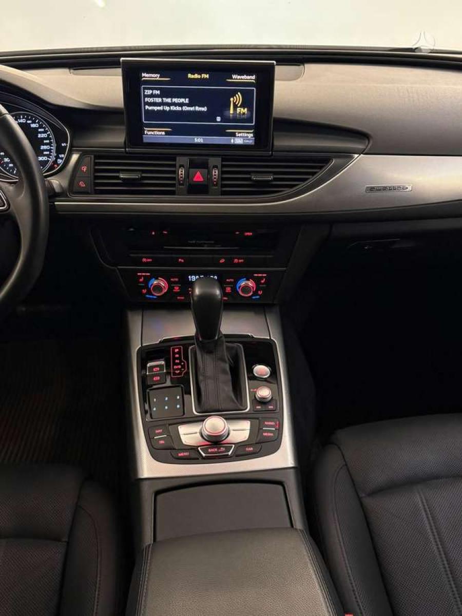 Pelēks Audi A6 Allroad 2015 Marijampole, ar dzinēja tilpumu 2.97 L un nobraukumu 264 tūkst. km par 12750 €, foto 21 vietnē AUTOMOTO.COM.LV