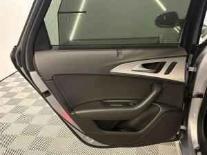 Pelēks Audi A6 Allroad 2015 Marijampole, ar dzinēja tilpumu 2.97 L un nobraukumu 264 tūkst. km par 12750 €, foto 24 vietnē AUTOMOTO.COM.LV