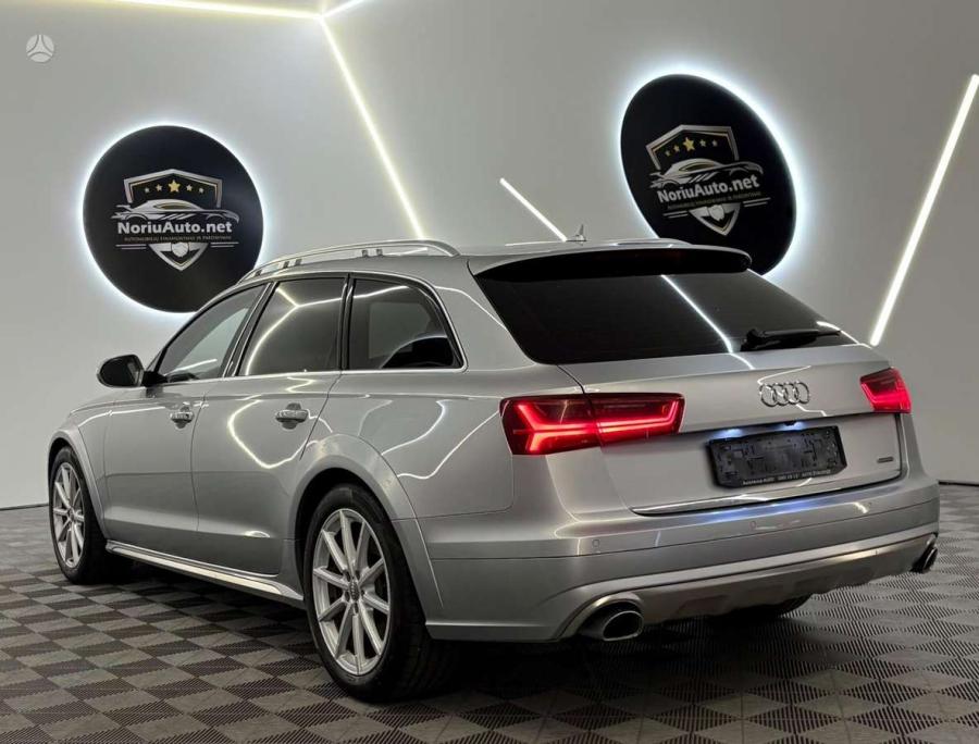 Pelēks Audi A6 Allroad 2015 Marijampole, ar dzinēja tilpumu 2.97 L un nobraukumu 264 tūkst. km par 12750 €, foto 38 vietnē AUTOMOTO.COM.LV