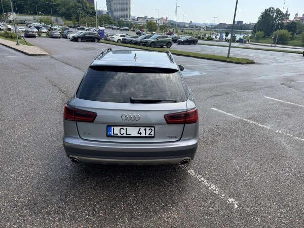 Pelēks Audi A6 Allroad 2015 Viļņa, ar dzinēja tilpumu 2.97 L un nobraukumu 320 tūkst. km par 11900 €, foto 6 vietnē AUTOMOTO.COM.LV