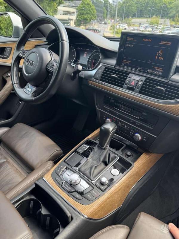 Pelēks Audi A6 Allroad 2015 Viļņa, ar dzinēja tilpumu 2.97 L un nobraukumu 320 tūkst. km par 11900 €, foto 10 vietnē AUTOMOTO.COM.LV