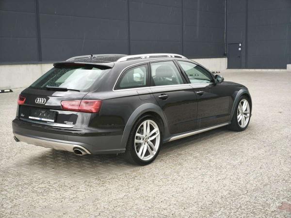 Grey Audi A6 Allroad 2017 in Siauliai, with an engine capacity of 3.00 L and mileage of 271 thousand km for 15900 €, photo 4 on AUTOMOTO.COM.LV
