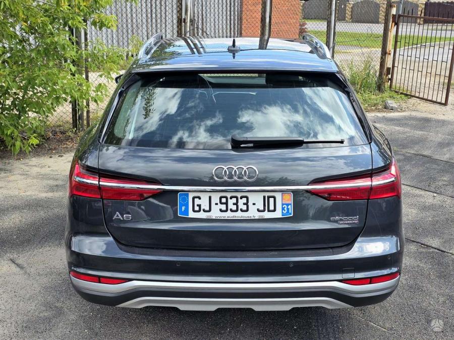 Grey Audi A6 Allroad 2022 in Siauliai, with an engine capacity of 1.97 L and mileage of 164 thousand km for 23500 €, photo 9 on AUTOMOTO.COM.LV