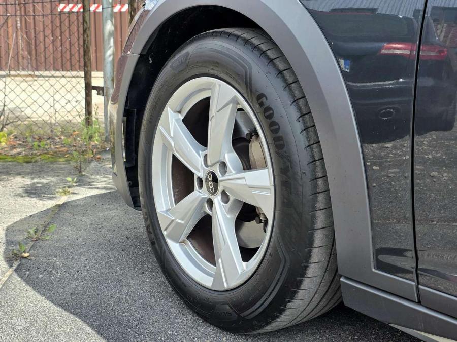 Grey Audi A6 Allroad 2022 in Siauliai, with an engine capacity of 1.97 L and mileage of 164 thousand km for 23500 €, photo 18 on AUTOMOTO.COM.LV