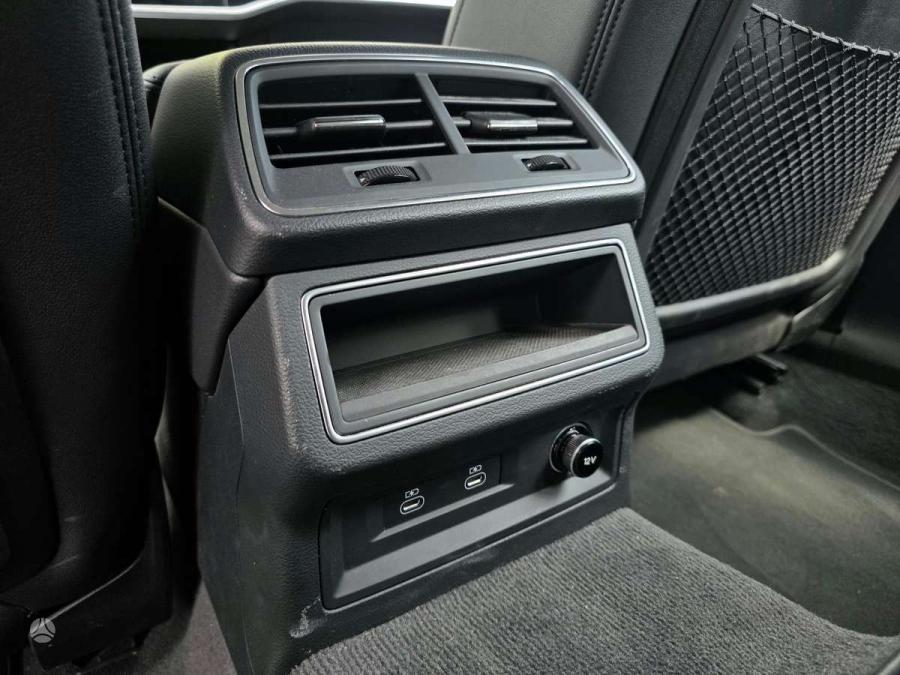 Grey Audi A6 Allroad 2022 in Siauliai, with an engine capacity of 1.97 L and mileage of 164 thousand km for 23500 €, photo 24 on AUTOMOTO.COM.LV