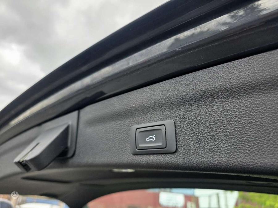 Grey Audi A6 Allroad 2022 in Siauliai, with an engine capacity of 1.97 L and mileage of 164 thousand km for 23500 €, photo 33 on AUTOMOTO.COM.LV