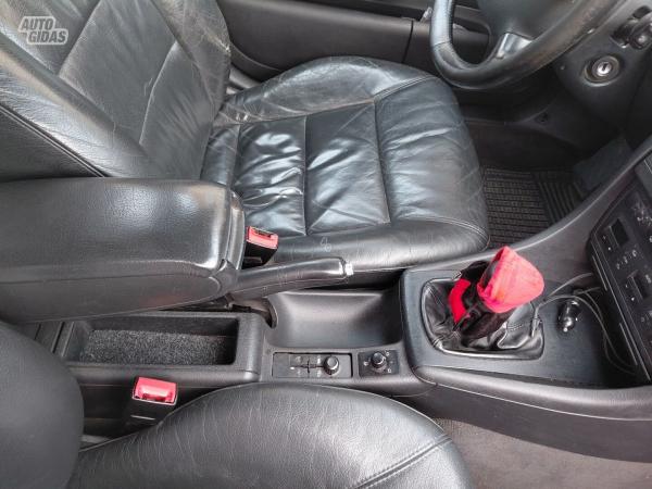 Audi A6 Allroad 2001 Panevēža, ar dzinēja tilpumu 2.50 L un nobraukumu 376 tūkst. km par 1500 €, foto 4 vietnē AUTOMOTO.COM.LV
