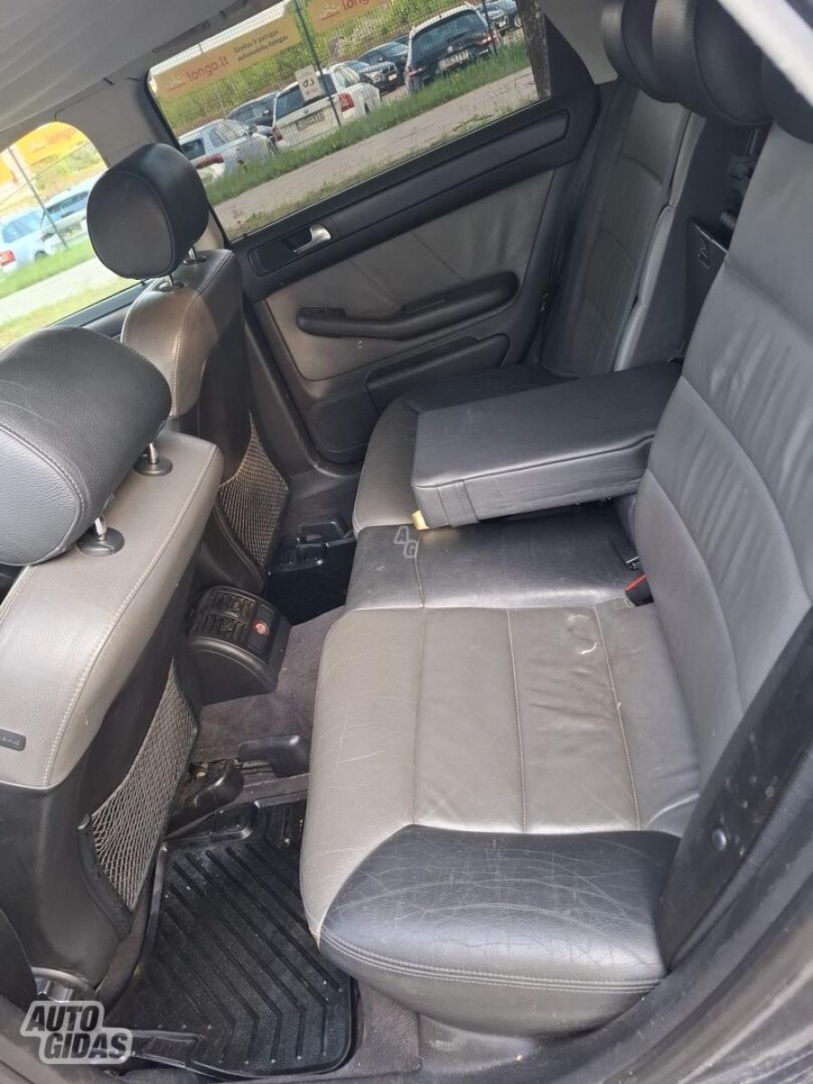 Audi A6 Allroad 2003 Viļņa, ar dzinēja tilpumu 2.50 L un nobraukumu 368 tūkst. km par 1390 €, foto 14 vietnē AUTOMOTO.COM.LV