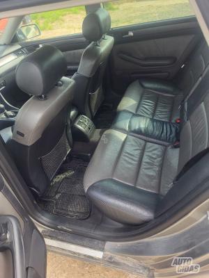 Audi A6 Allroad 2003 Rietavas, ar dzinēja tilpumu 2.50 L un nobraukumu 348 tūkst. km par 1750 €, foto 5 vietnē AUTOMOTO.COM.LV