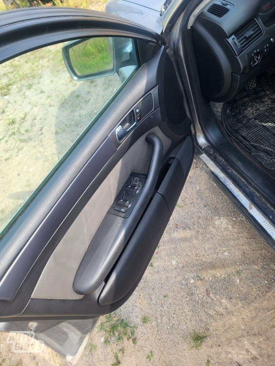 Audi A6 Allroad 2003 Rietavas, ar dzinēja tilpumu 2.50 L un nobraukumu 348 tūkst. km par 1750 €, foto 8 vietnē AUTOMOTO.COM.LV