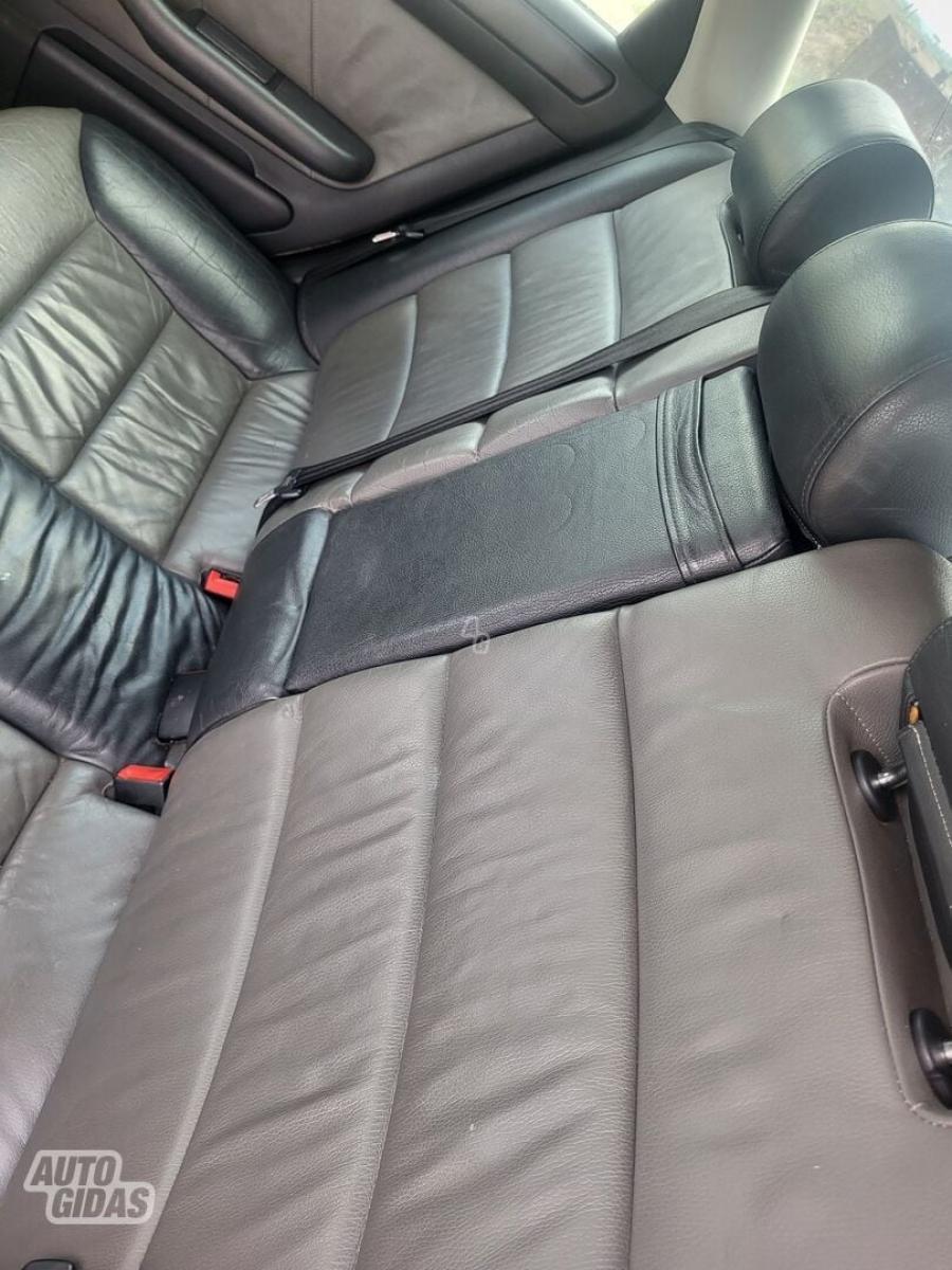 Audi A6 Allroad 2003 Rietavas, ar dzinēja tilpumu 2.50 L un nobraukumu 348 tūkst. km par 1750 €, foto 11 vietnē AUTOMOTO.COM.LV
