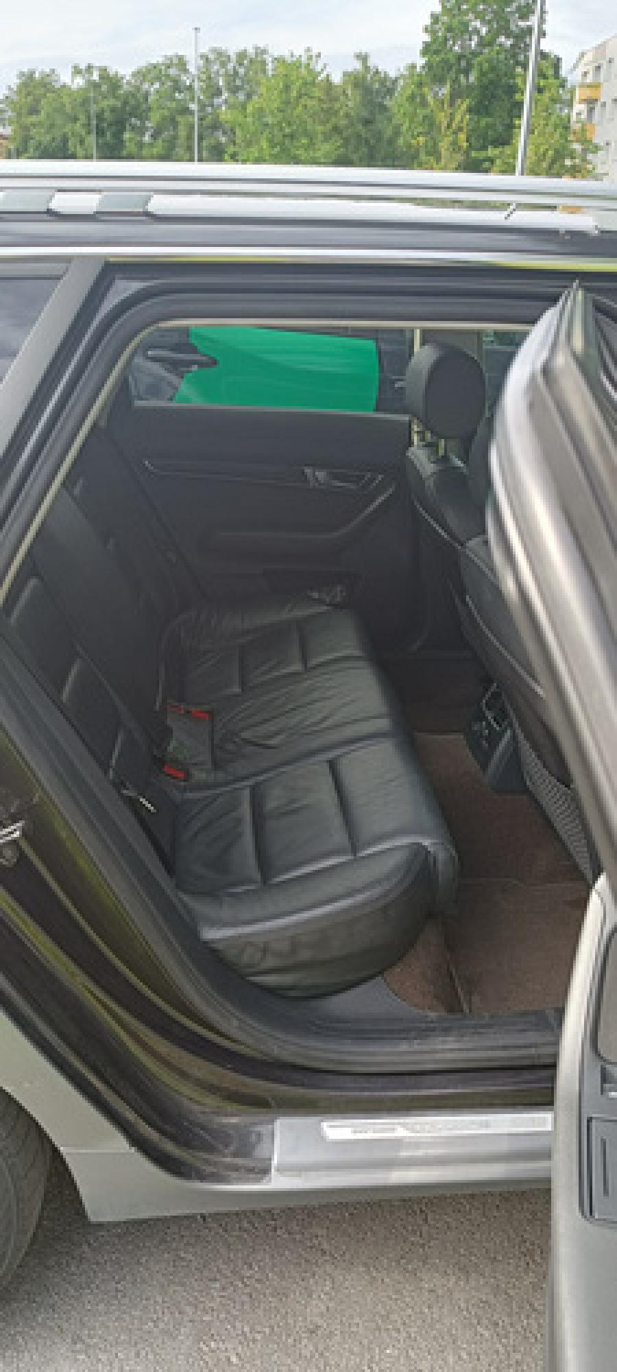 Audi A6 Allroad 2011 Tallina, ar dzinēja tilpumu 3.00 L un nobraukumu 304 tūkst. km par 6500 €, foto 10 vietnē AUTOMOTO.COM.LV