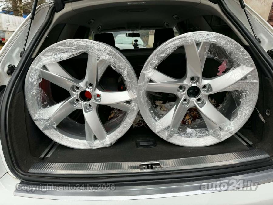 Balts Audi A6 Allroad 2011 Tallina, ar dzinēja tilpumu 3.00 L un nobraukumu 252 tūkst. km par 10000 €, foto 12 vietnē AUTOMOTO.COM.LV