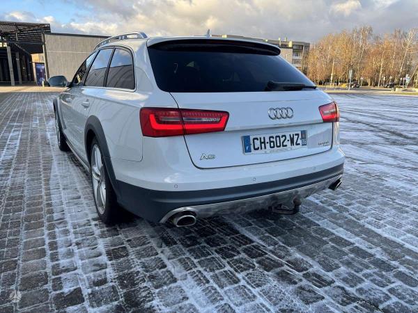 Balts Audi A6 Allroad 2012 Raseiniai, ar dzinēja tilpumu 2.97 L un nobraukumu 253 tūkst. km par 12000 €, foto 4 vietnē AUTOMOTO.COM.LV