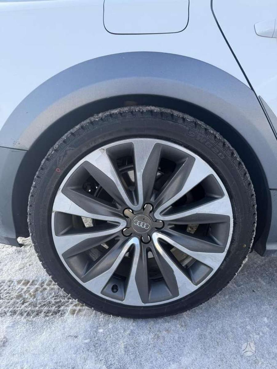 Balts Audi A6 Allroad 2012 Viļņa, ar dzinēja tilpumu 3.00 L un nobraukumu 261 tūkst. km par 9990 €, foto 36 vietnē AUTOMOTO.COM.LV