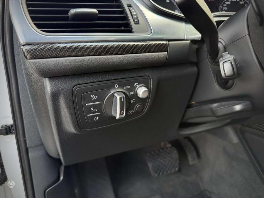 Balts Audi A6 Allroad 2012 Joniškis, ar dzinēja tilpumu 2.97 L un nobraukumu 185 tūkst. km par 14250 €, foto 26 vietnē AUTOMOTO.COM.LV