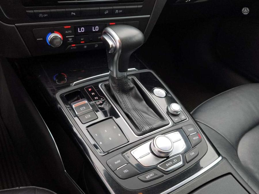 White Audi A6 Allroad 2012 in Vilnius, with an engine capacity of 3.00 L and mileage of 301 thousand km for 6999 €, photo 18 on AUTOMOTO.COM.LV