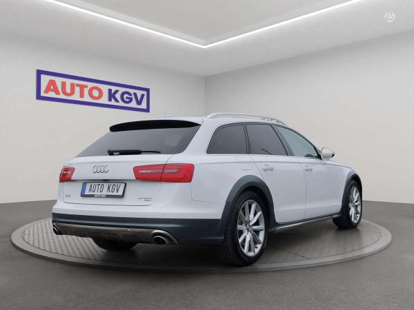 White Audi A6 Allroad 2012 in Vilnius, with an engine capacity of 3.00 L and mileage of 301 thousand km for 6999 €, photo 4 on AUTOMOTO.COM.LV