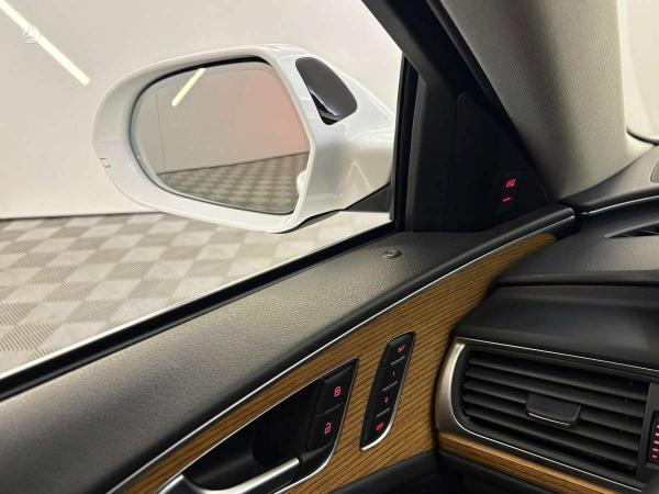 Balts Audi A6 Allroad 2012 Marijampole, ar dzinēja tilpumu 2.97 L un nobraukumu 319 tūkst. km par 10650 €, foto 8 vietnē AUTOMOTO.COM.LV