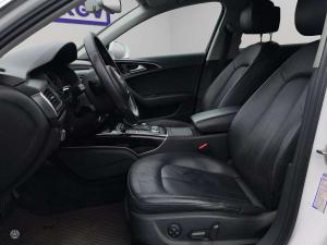 White Audi A6 Allroad 2012 in Vilnius, with an engine capacity of 3.00 L and mileage of 301 thousand km for 6999 €, photo 14 on AUTOMOTO.COM.LV