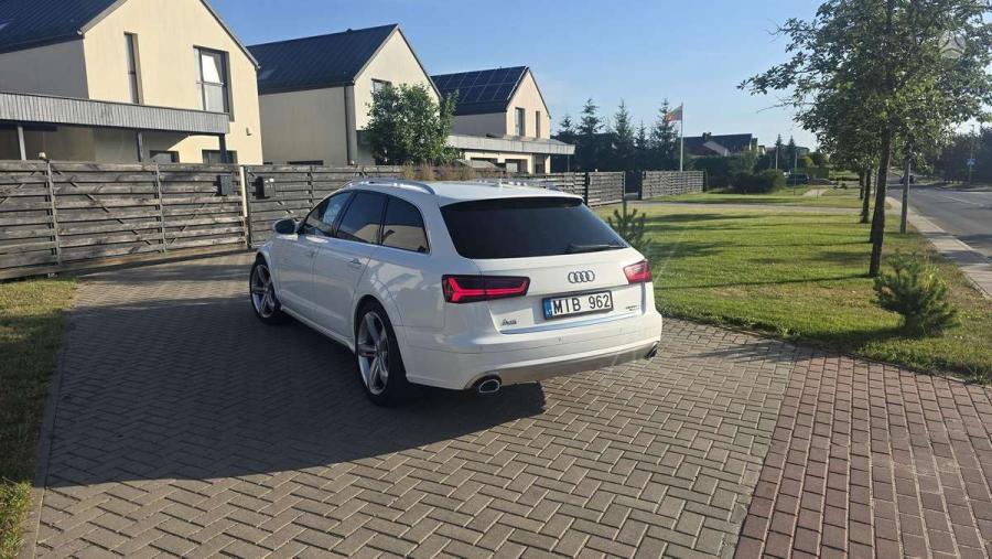 White Audi A6 Allroad 2015 in Vilnius, with an engine capacity of 2.97 L and mileage of 335 thousand km for 13700 €, photo 7 on AUTOMOTO.COM.LV