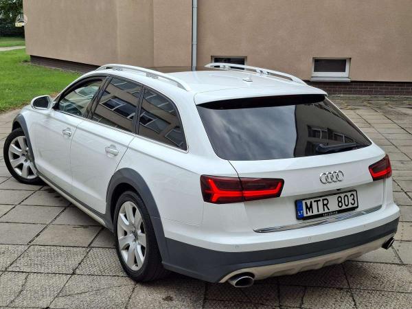 Balts Audi A6 Allroad 2015 Šilutė, ar dzinēja tilpumu 2.97 L un nobraukumu 350 tūkst. km par 11500 €, foto 1 vietnē AUTOMOTO.COM.LV