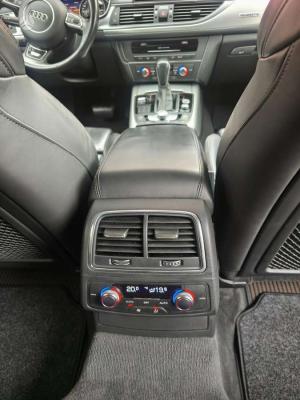 White Audi A6 Allroad 2015 in Kaunas, with an engine capacity of 2.97 L and mileage of 298 thousand km for 13950 €, photo 11 on AUTOMOTO.COM.LV