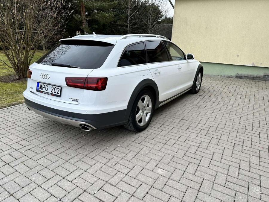 White Audi A6 Allroad 2017 in Taurage, with an engine capacity of 2.97 L and mileage of 160 thousand km for 17900 €, photo 10 on AUTOMOTO.COM.LV
