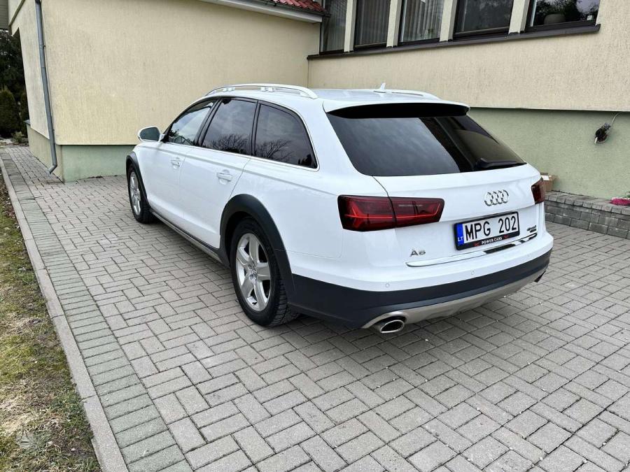 White Audi A6 Allroad 2017 in Taurage, with an engine capacity of 2.97 L and mileage of 160 thousand km for 17900 €, photo 12 on AUTOMOTO.COM.LV