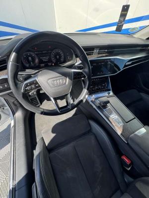 White Audi A6 Allroad 2019 in Kaunas, with an engine capacity of 2.97 L and mileage of 229 thousand km for 28499 €, photo 12 on AUTOMOTO.COM.LV
