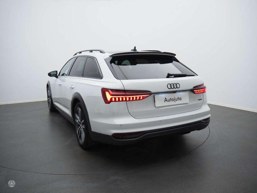 White Audi A6 Allroad 2020 in Vilnius, with an engine capacity of 2.97 L and mileage of 154 thousand km for 37500 €, photo 6 on AUTOMOTO.COM.LV