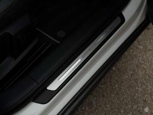 White Audi A6 Allroad 2020 in Rokiskis, with an engine capacity of 2.97 L and mileage of 240 thousand km for 21250 €, photo 43 on AUTOMOTO.COM.LV