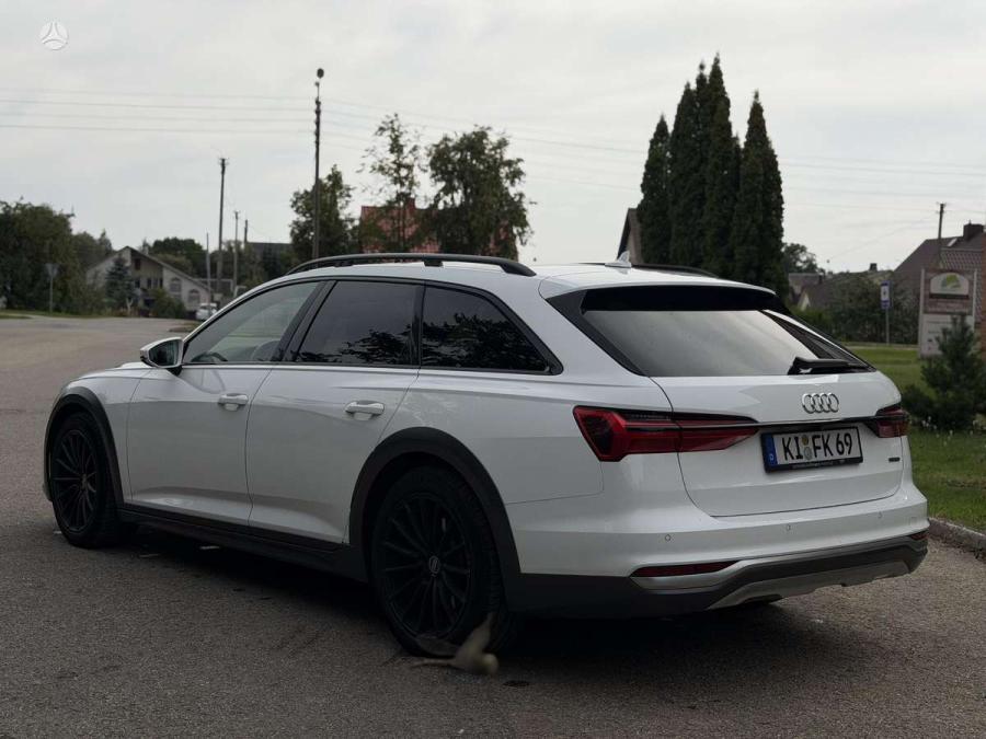 White Audi A6 Allroad 2020 in Rokiskis, with an engine capacity of 2.97 L and mileage of 240 thousand km for 21250 €, photo 7 on AUTOMOTO.COM.LV