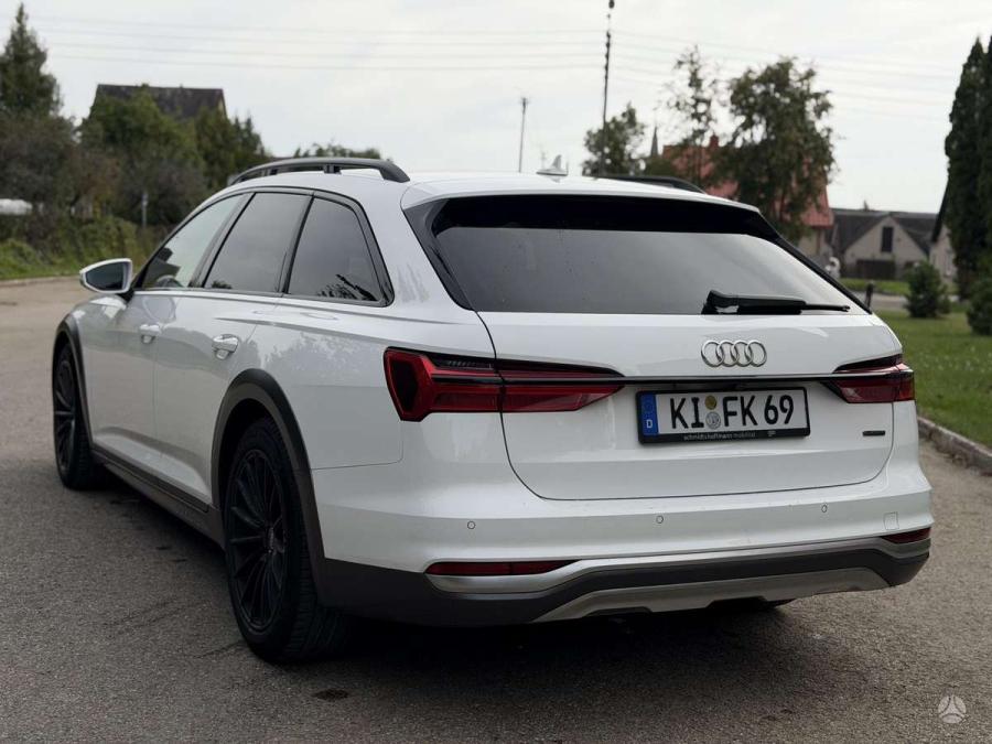 White Audi A6 Allroad 2020 in Rokiskis, with an engine capacity of 2.97 L and mileage of 240 thousand km for 21250 €, photo 8 on AUTOMOTO.COM.LV